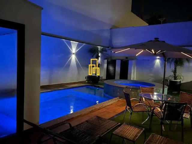 Casa / Sobrado para Venda em Uberlândia/MG Tabajaras 3 Quartos