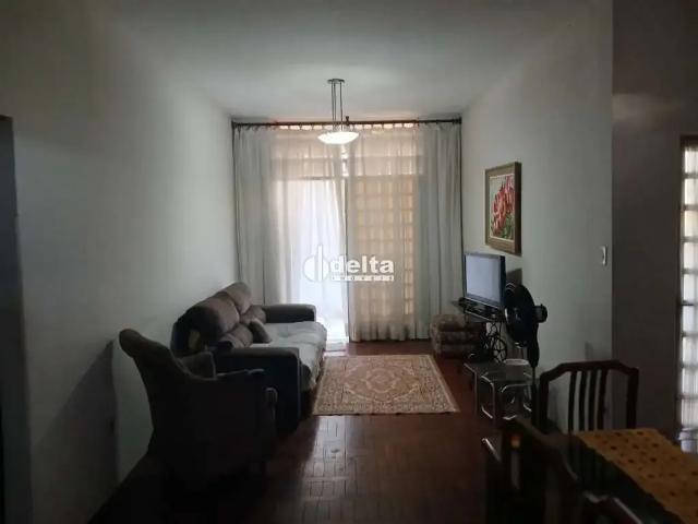 Casa / Sobrado para Venda em Uberlândia/MG Tabajaras 3 Quartos