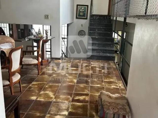 Casa / Sobrado para Venda em Uberlândia/MG Tabajaras 4 Quartos