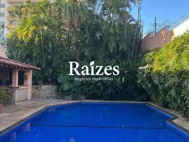 Casa / Sobrado para Venda em Uberlândia/MG Tabajaras 4 Quartos