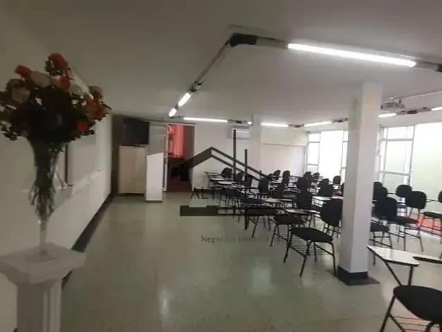 Casa / Sobrado para Venda em Uberlândia/MG Tabajaras 7 Quartos