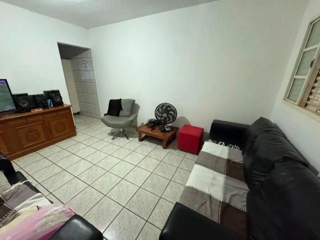Casa / Sobrado para Venda em Uberlândia/MG Taiaman 2 Quartos