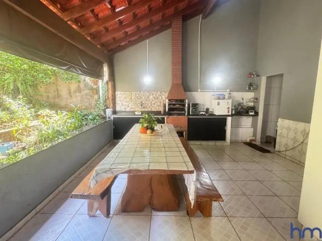 Casa / Sobrado para Venda em Uberlândia/MG Taiaman 3 Quartos