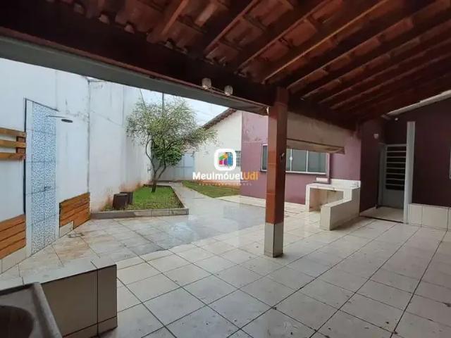 Casa / Sobrado para Venda em Uberlândia/MG Taiaman 3 Quartos