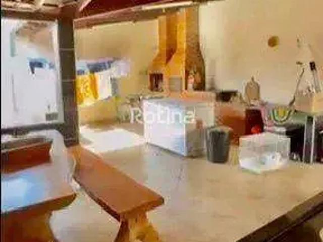 Casa / Sobrado para Venda em Uberlândia/MG Tibery 3 Quartos