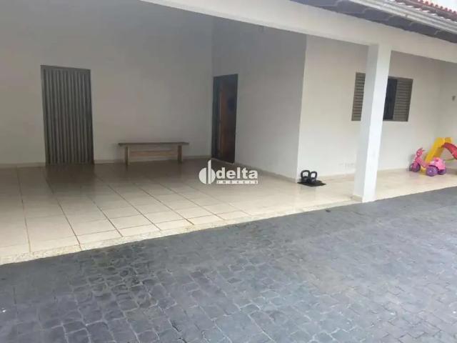 Casa / Sobrado para Venda em Uberlândia/MG Tibery 3 Quartos