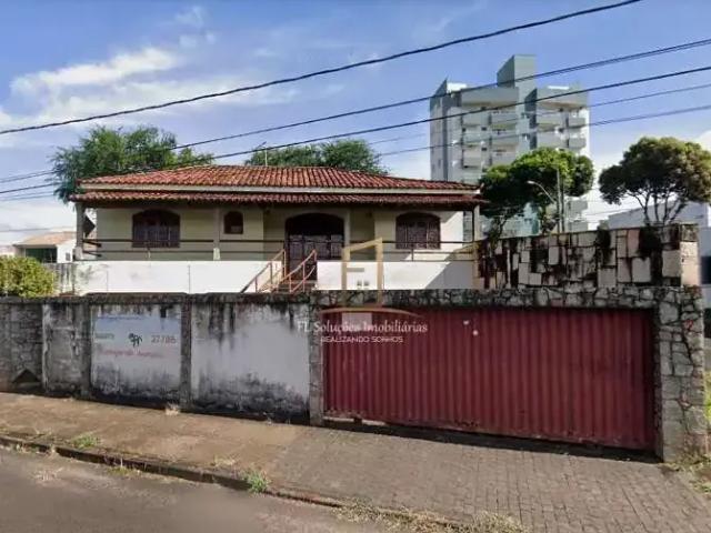 Casa / Sobrado para Venda em Uberlândia/MG Tibery 4 Quartos