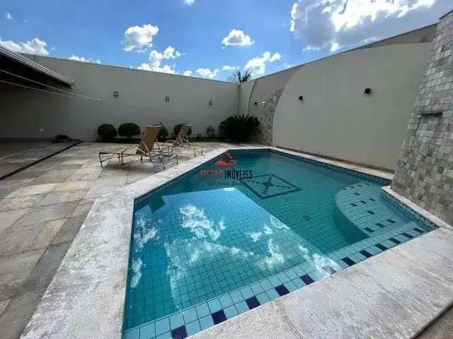 Casa / Sobrado para Venda em Uberlândia/MG Tibery 5 Quartos