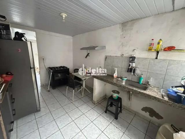 Casa / Sobrado para Venda em Uberlândia/MG Tibery 5 Quartos