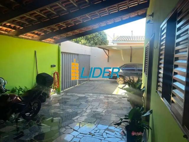 Casa / Sobrado para Venda em Uberlândia/MG Tibery 9 Quartos