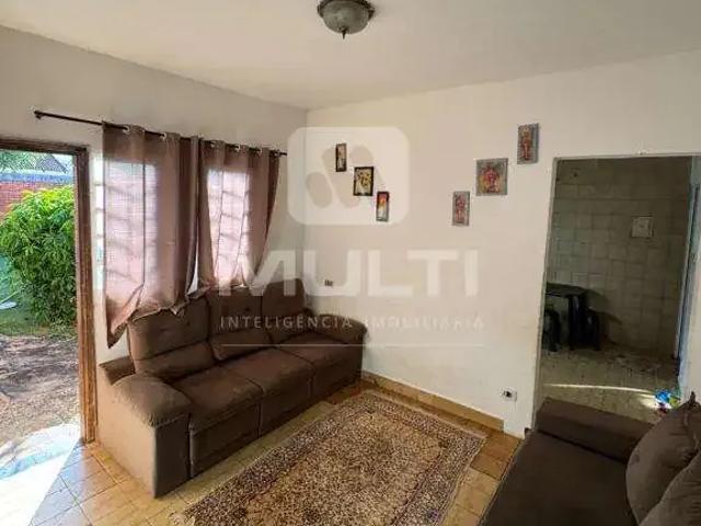 Casa / Sobrado para Venda em Uberlândia/MG Tubalina 3 Quartos