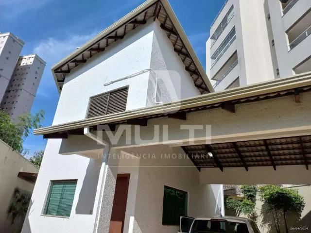 Casa / Sobrado para Venda em Uberlândia/MG Tubalina 3 Quartos