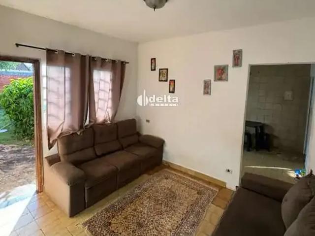 Casa / Sobrado para Venda em Uberlândia/MG Tubalina 3 Quartos