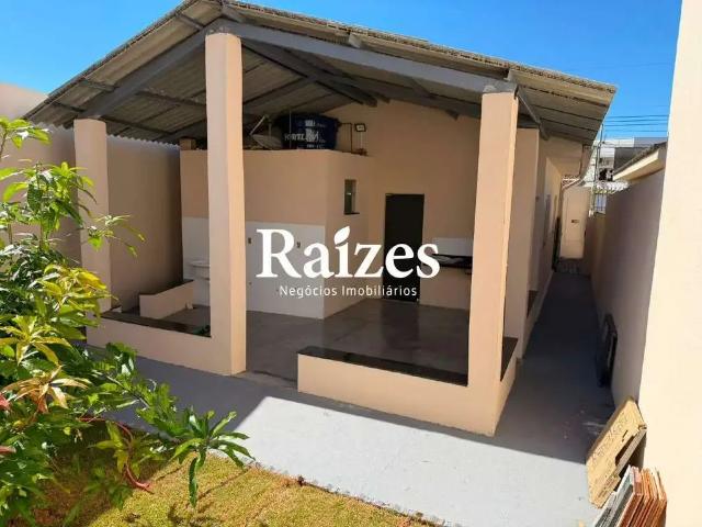 Casa / Sobrado para Venda em Uberlândia/MG Tubalina 3 Quartos