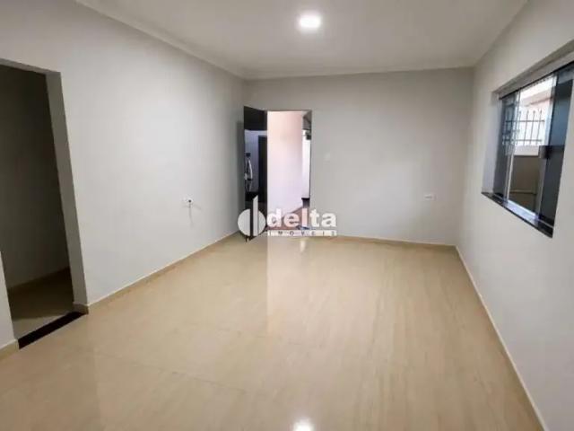Casa / Sobrado para Venda em Uberlândia/MG Tubalina 3 Quartos