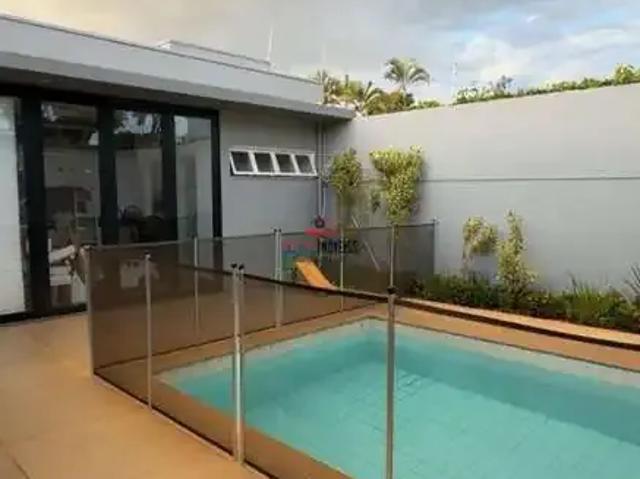 Casa / Sobrado para Venda em Uberlândia/MG Umuarama 3 Quartos