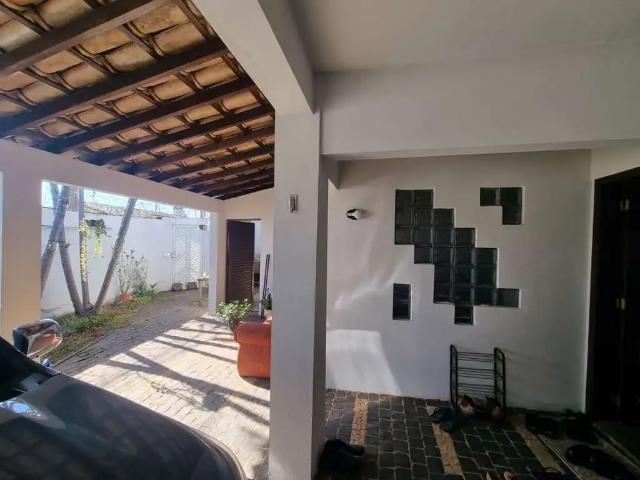 Casa / Sobrado para Venda em Uberlândia/MG Umuarama 3 Quartos