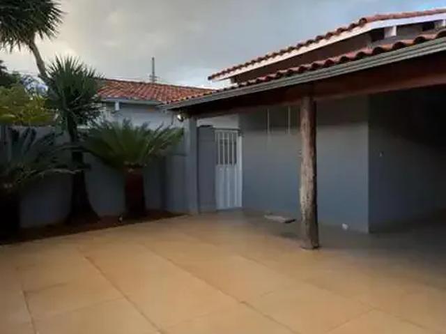 Casa / Sobrado para Venda em Uberlândia/MG Umuarama 3 Quartos