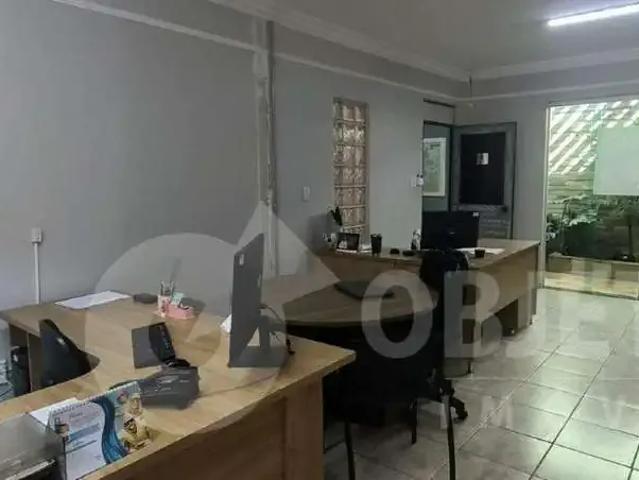 Casa / Sobrado para Venda em Uberlândia/MG Umuarama 3 Quartos