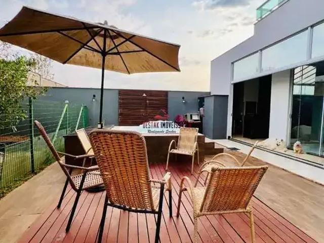 Casa / Sobrado para Venda em Uberlândia/MG Varanda Sul 4 Quartos