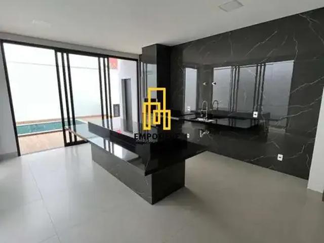 Casa / Sobrado para Venda em Uberlândia/MG Vida Nova 3 Quartos