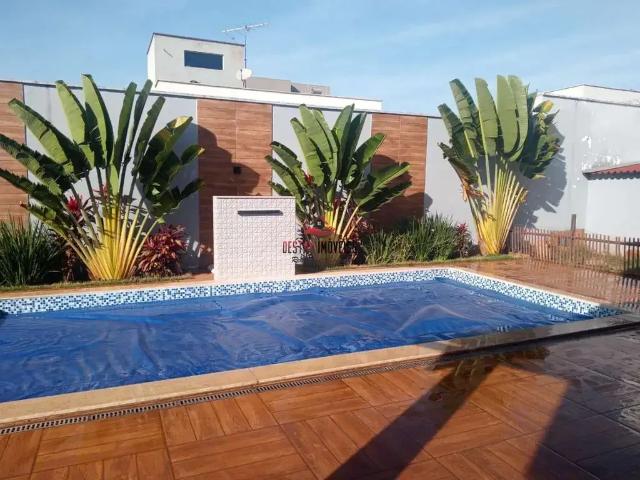 Casa / Sobrado para Venda em Uberlândia/MG Vida Nova 4 Quartos