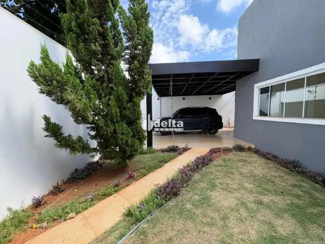 Casa / Sobrado para Venda em Uberlândia/MG Vida Nova 3 Quartos