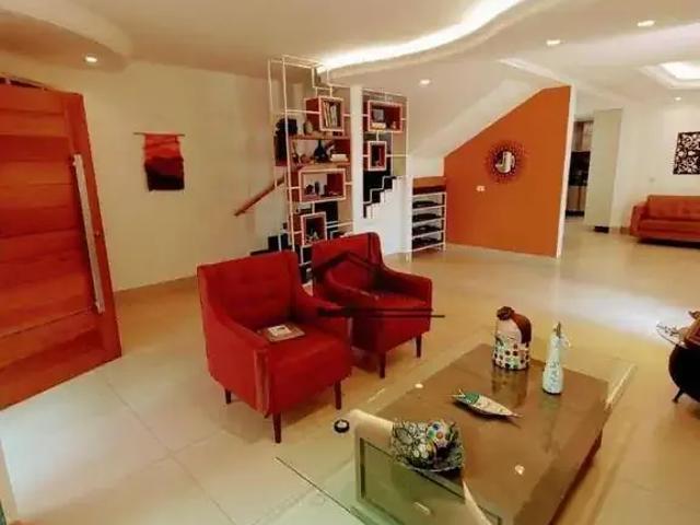 Casa / Sobrado para Venda em Uberlândia/MG Vigilato Pereira 4 Quartos