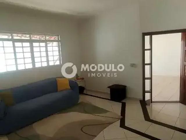 Casa / Sobrado para Venda em Uberlândia/MG Vigilato Pereira 4 Quartos