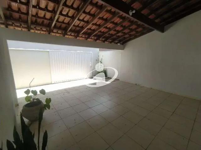 Casa / Sobrado para Venda em Uberlândia/MG Vigilato Pereira 4 Quartos