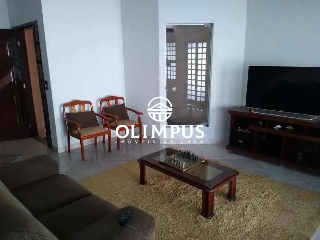Casa / Sobrado para Venda em Uberlândia/MG Vigilato Pereira 4 Quartos
