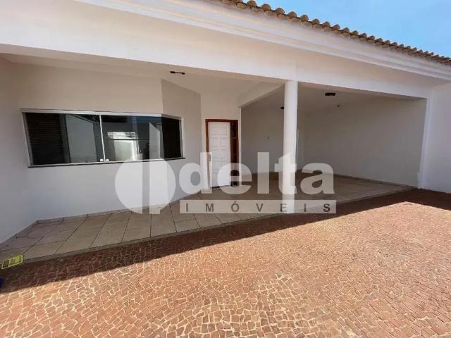 Casa / Sobrado para Venda em Uberlândia/MG Vigilato Pereira 4 Quartos