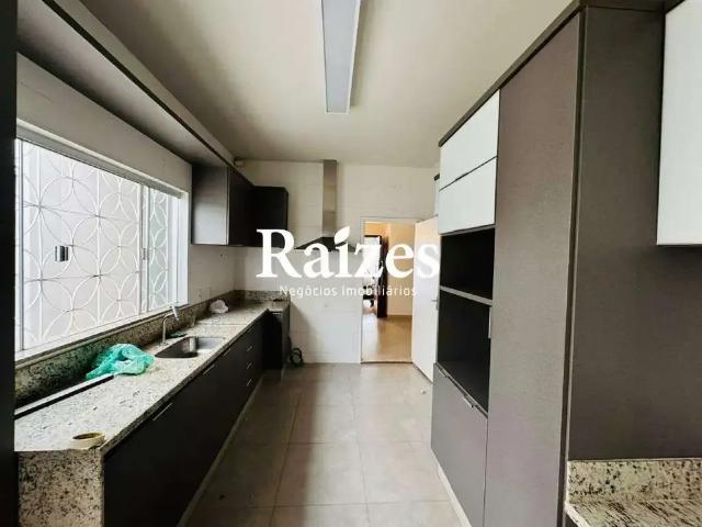 Casa / Sobrado para Venda em Uberlândia/MG Vigilato Pereira 4 Quartos