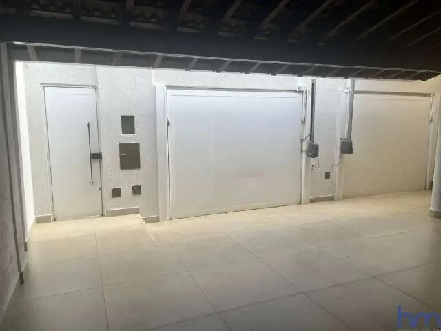 Casa / Sobrado para Venda em Uberlândia/MG Vigilato Pereira 4 Quartos
