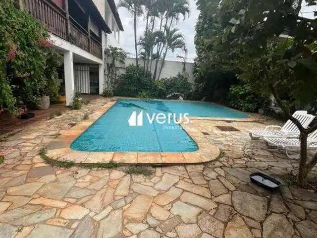 Casa / Sobrado para Venda em Uberlândia/MG Vigilato Pereira 6 Quartos
