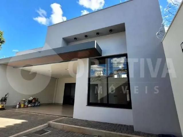Casa / Sobrado para Venda em Uberlândia/MG Vigilato Pereira 3 Quartos