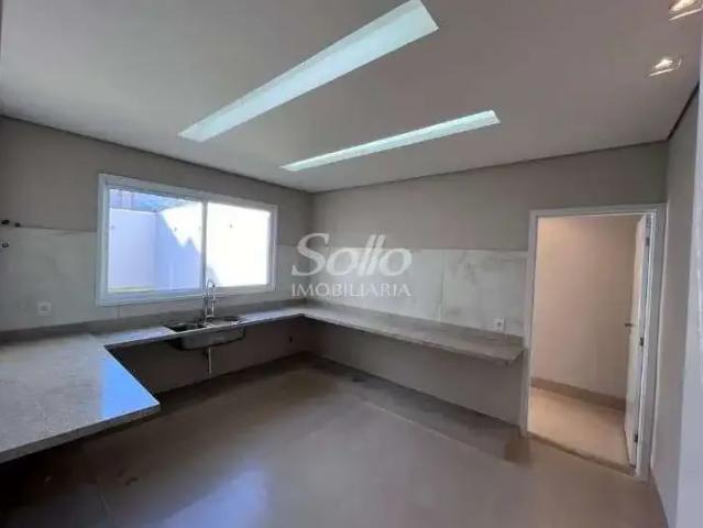 Casa / Sobrado para Venda em Uberlândia/MG Vigilato Pereira 3 Quartos