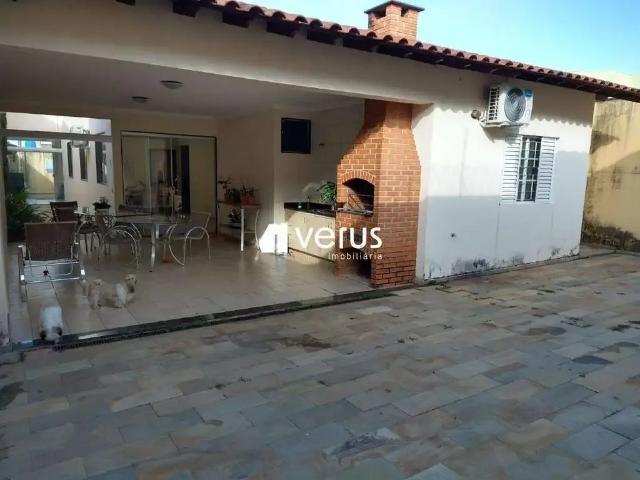 Casa / Sobrado para Venda em Uberlândia/MG Vigilato Pereira 3 Quartos