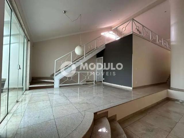Casa / Sobrado para Venda em Uberlândia/MG Vigilato Pereira 3 Quartos