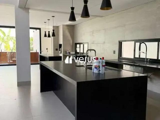 Casa / Sobrado para Venda em Uberlândia/MG Vigilato Pereira 3 Quartos