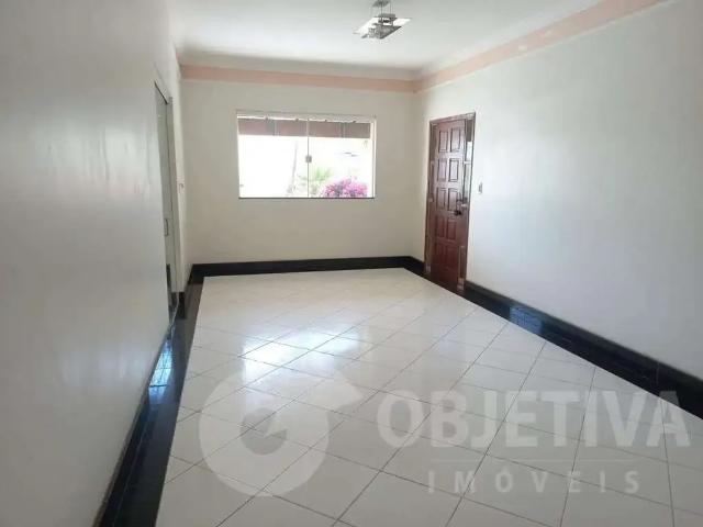 Casa / Sobrado para Venda em Uberlândia/MG Vigilato Pereira 3 Quartos