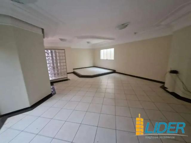 Casa / Sobrado para Venda em Uberlândia/MG Vigilato Pereira 3 Quartos