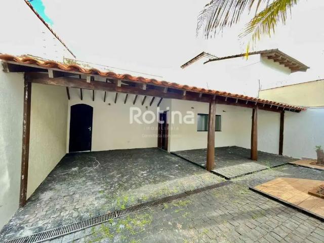 Casa / Sobrado para Venda em Uberlândia/MG Vigilato Pereira 3 Quartos