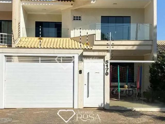 Casa / Sobrado para Venda em Umuarama/PR Zona II 1 Quartos