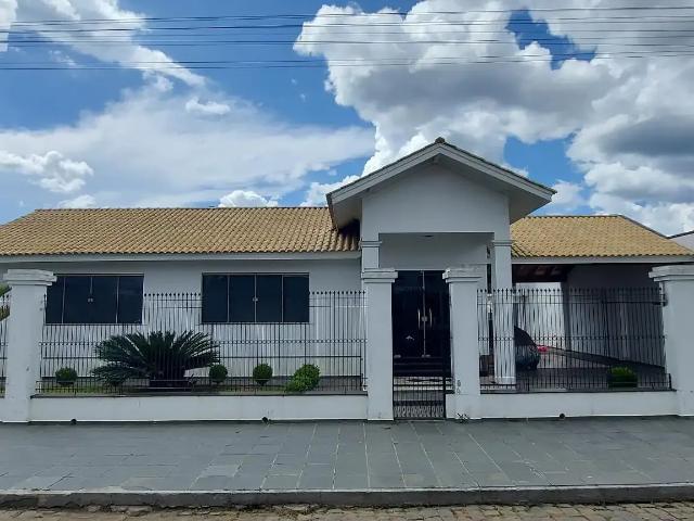 Casa / Sobrado para Venda em União da Vitória/PR Centro 2 Quartos