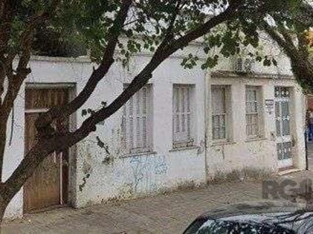 Casa / Sobrado para Venda em Uruguaiana/RS Centro 4 Quartos