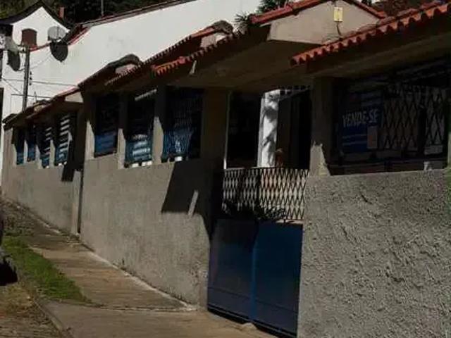Casa / Sobrado para Venda em Valença/RJ Benfica 4 Quartos