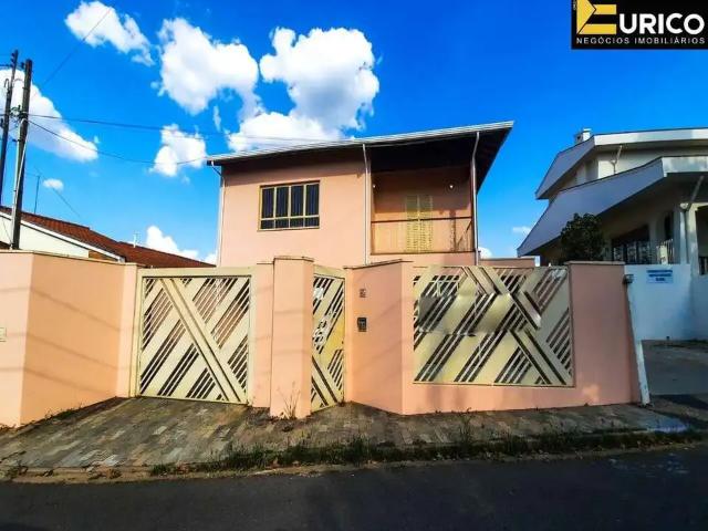 Casa / Sobrado para Venda em Valinhos/SP Castelo 3 Quartos