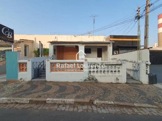 Casa / Sobrado para Venda em Valinhos/SP Centro 8 Quartos