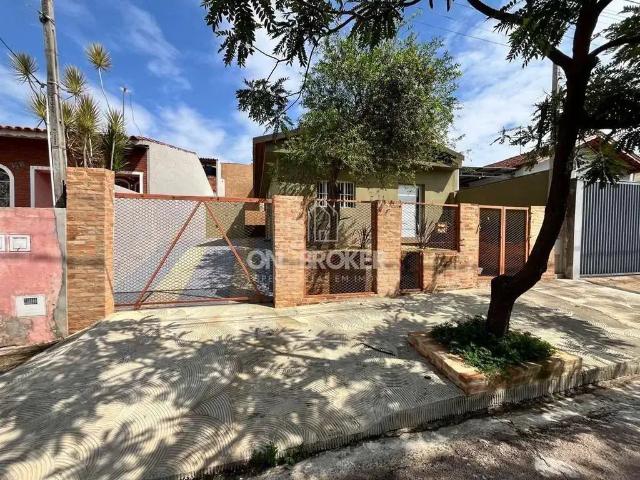 Casa / Sobrado para Venda em Valinhos/SP Chácara Previtale 3 Quartos